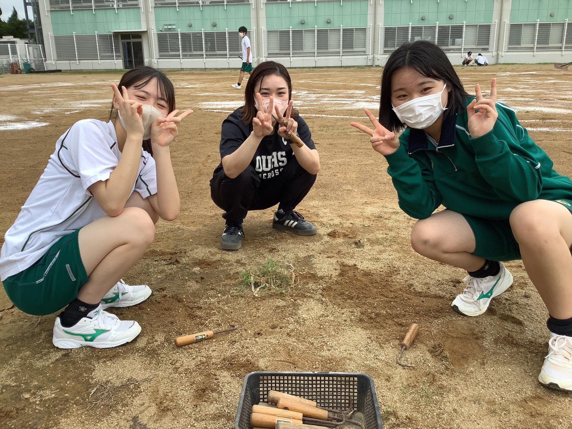 体育祭準備: 近大新宮最新情報